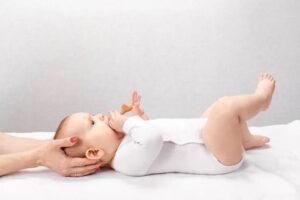 Infant Torticollis Stretching Techniques - Entirely Kids Pediatrics